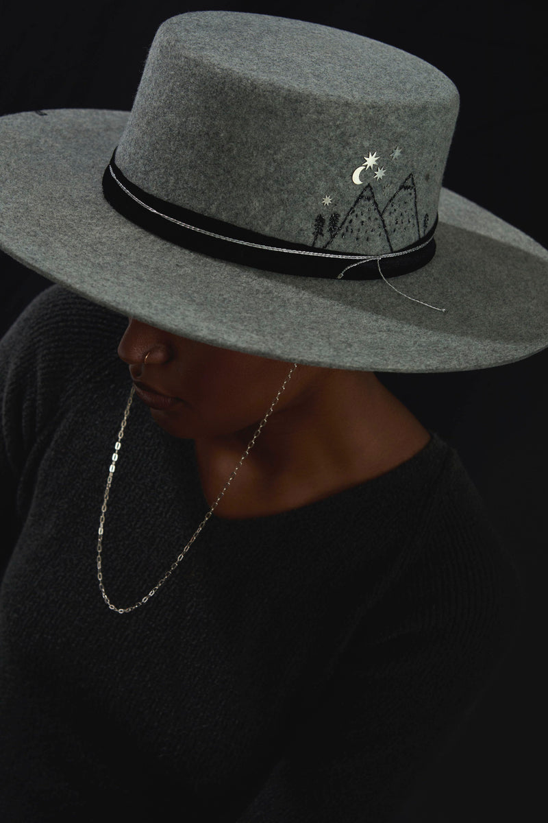 ADRIA X AGUSTINA - APUS HAT – AGUSTINA STORE